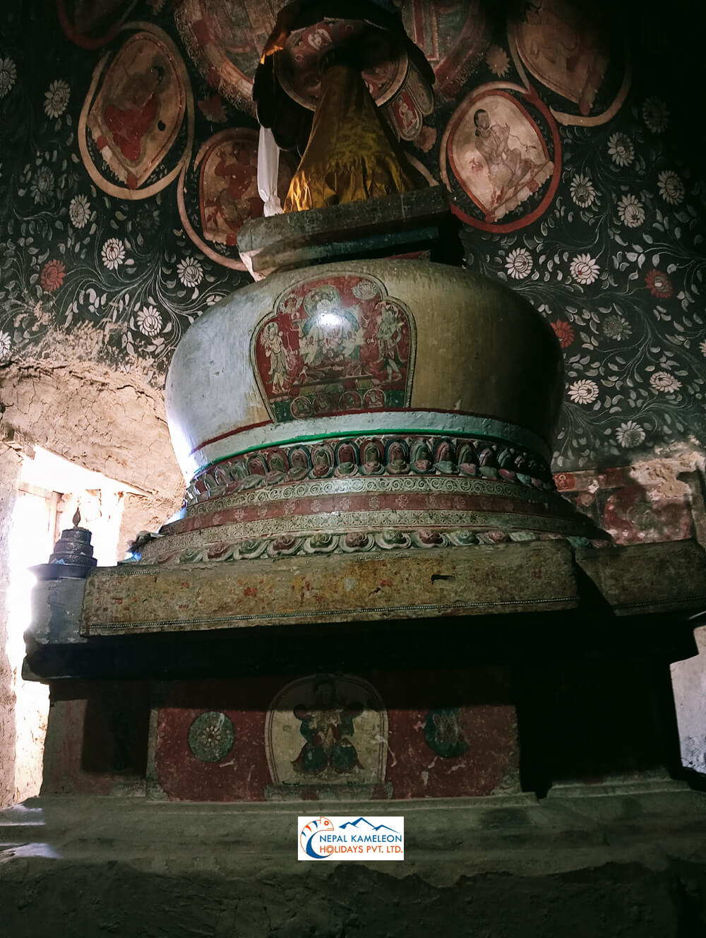 Luri Gompa Monastery in Upper Mustang | Upper Mustang Caves and ...