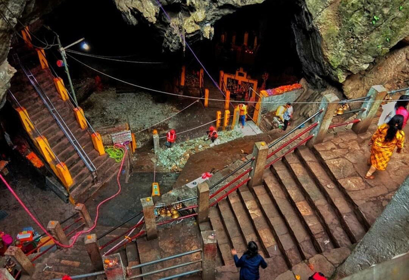 Maratika Cave Yarinak and Pharping Tour | Nepal Vajrayana Guru Rinpoche ...